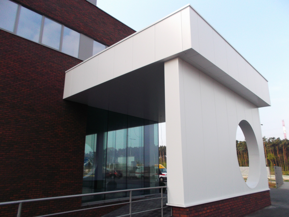 Truck Service Lummen – Baeck Cladding NV